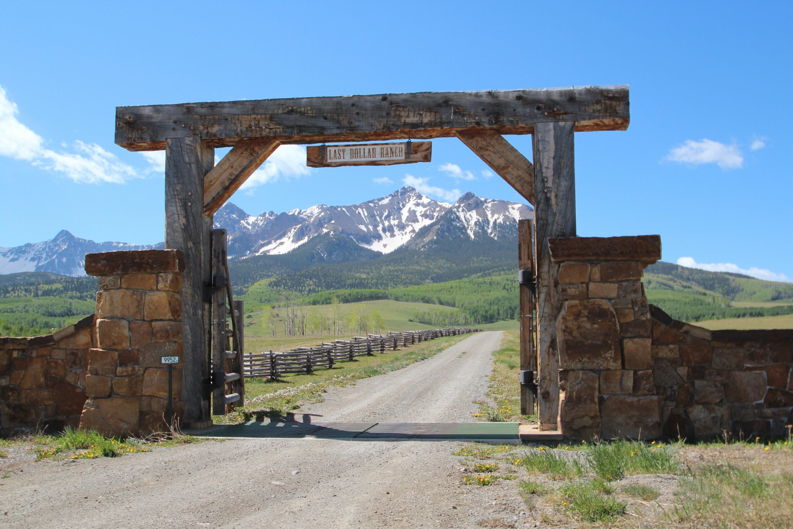 Ranch Gate Entrance Designs